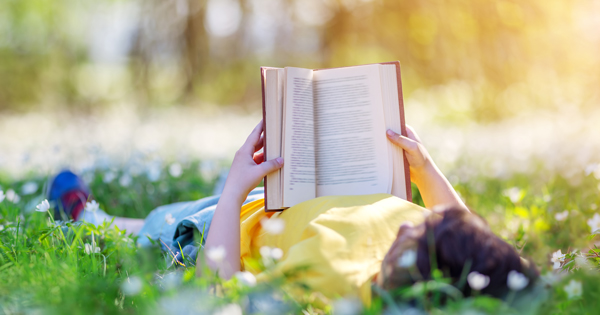 Sail into summer reading | Services to Schools