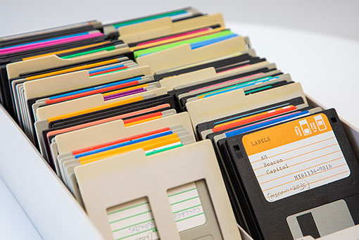 Introduction to managing born-digital collections — a workshop for the ...