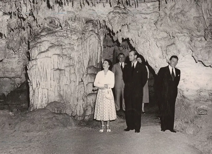 Queen Elizabeth II Waitomo caves | National Library of New Zealand