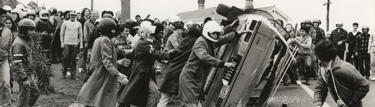 Topic Explorer | Services to Schools