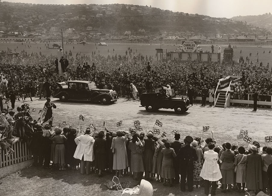 Children’s gathering at Forbury Park, Dunedin | National Library of New ...