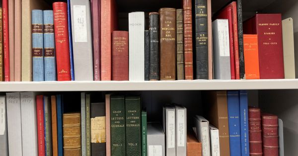 Authors’ papers at the Turnbull Library | National Library of New Zealand