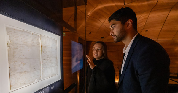 Te whakanui o Mahuru Māori — He wheako reo rumaki o He Tohu | National ...