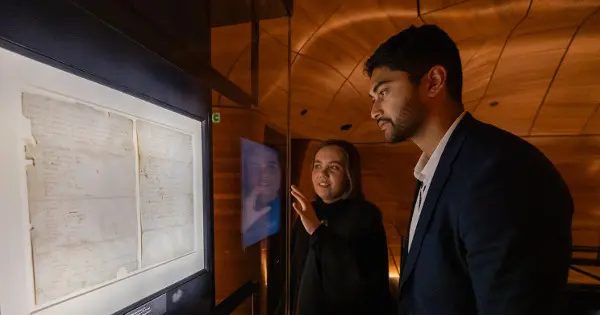 Te whakanui o Mahuru Māori — He wheako reo rumaki o He Tohu | National ...