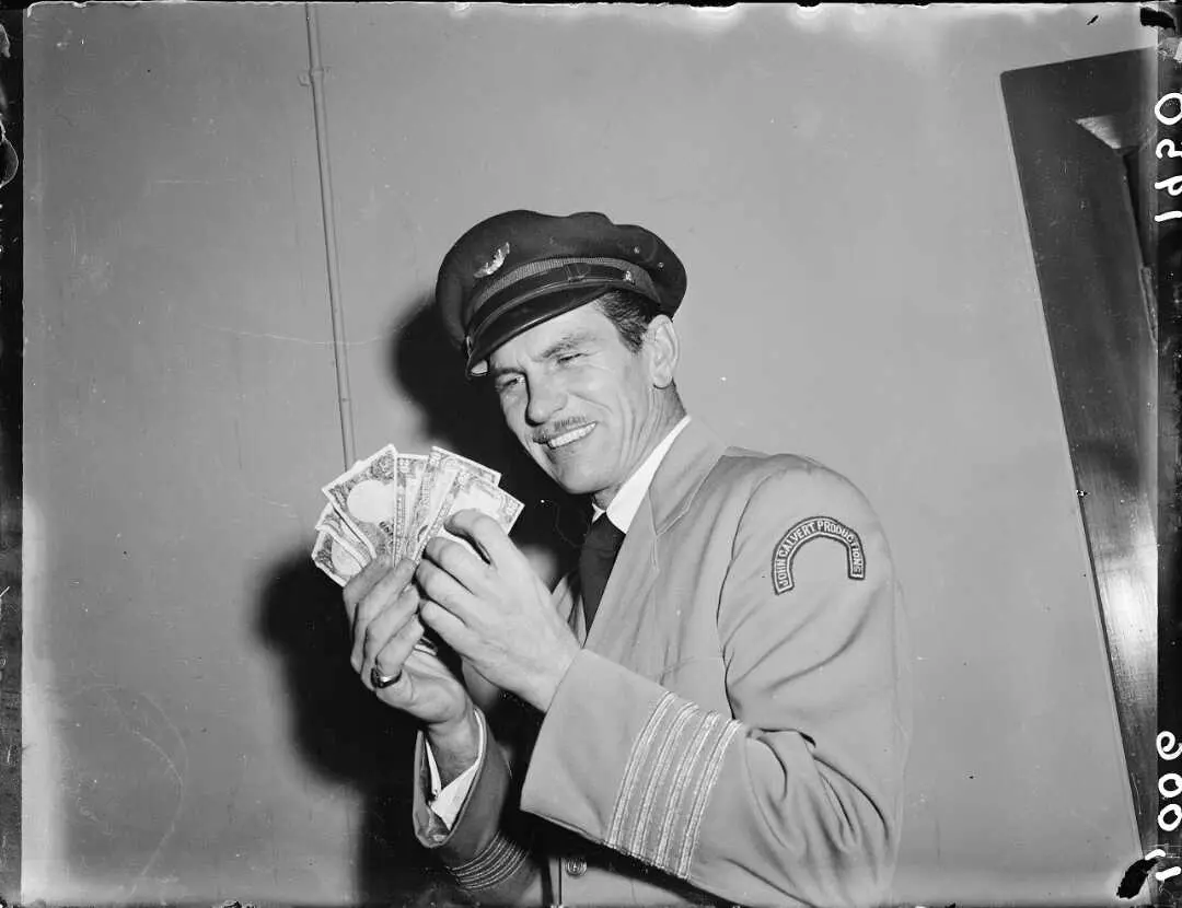 There’s gold in those libraries | National Library of New Zealand