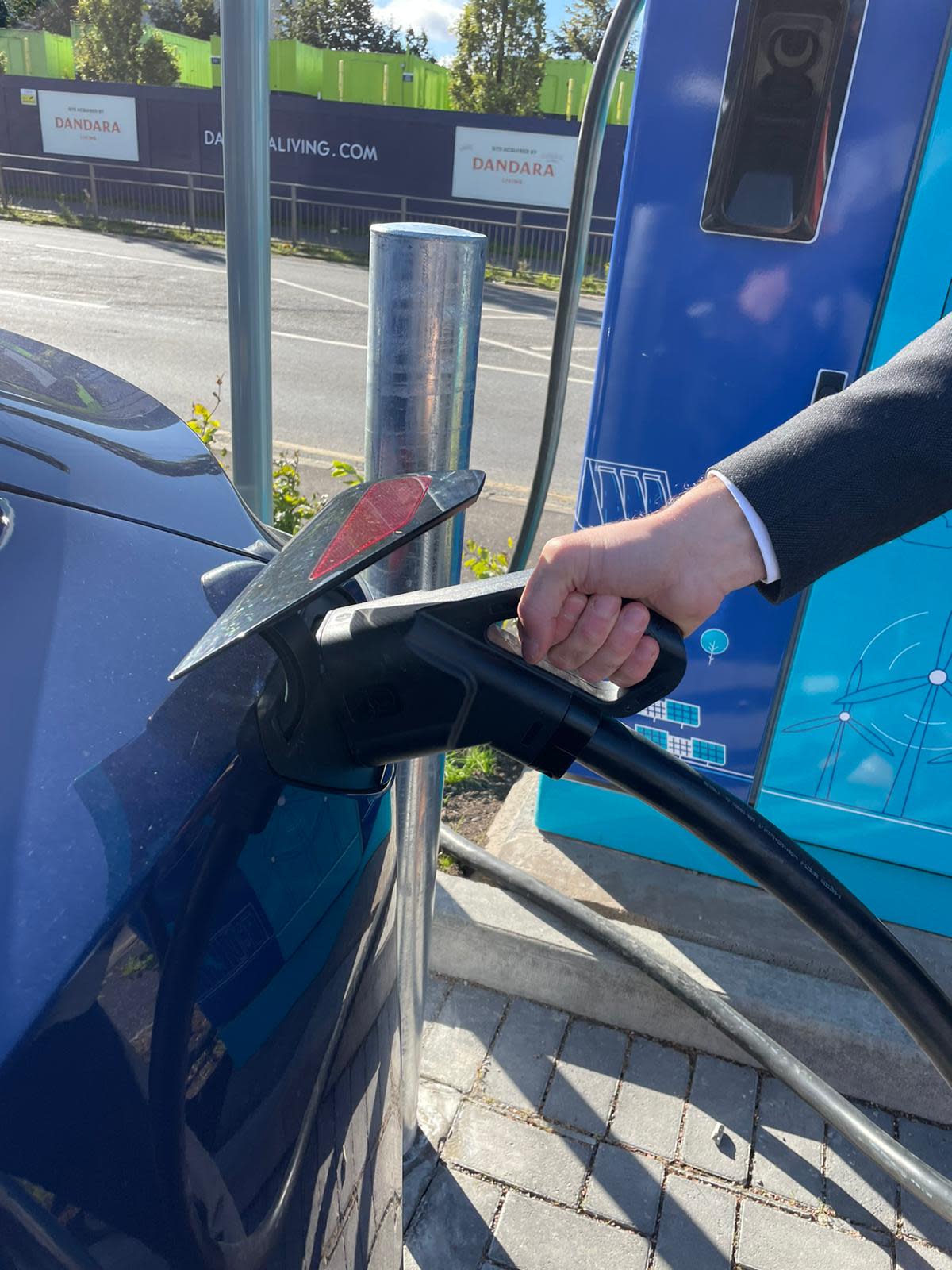 SSE Energy Solutions launches UK-wide EV charging network with M7 Real ...