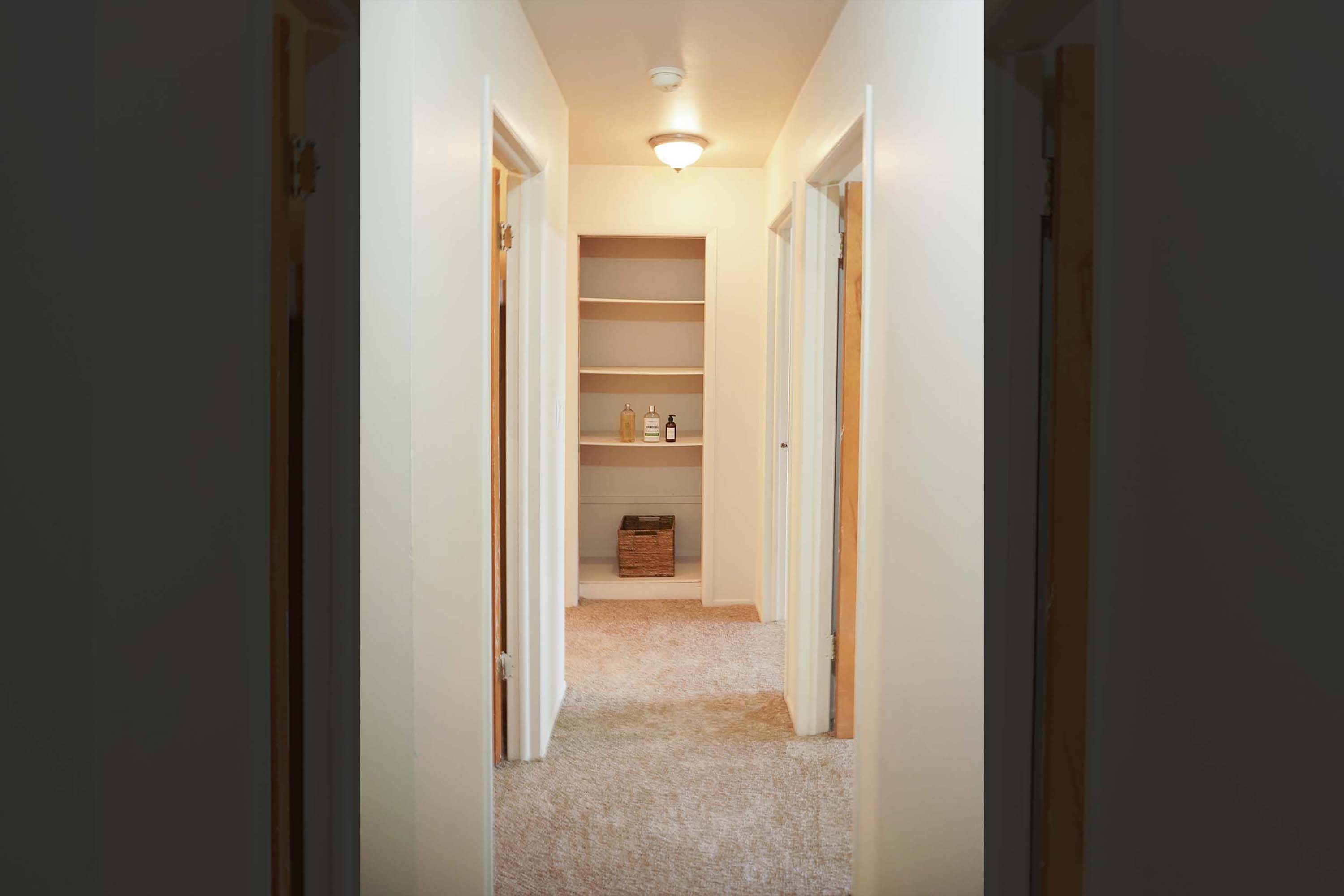 Gallery of images for Traver Crossing apartments in Ann Arbor, Michigan ...