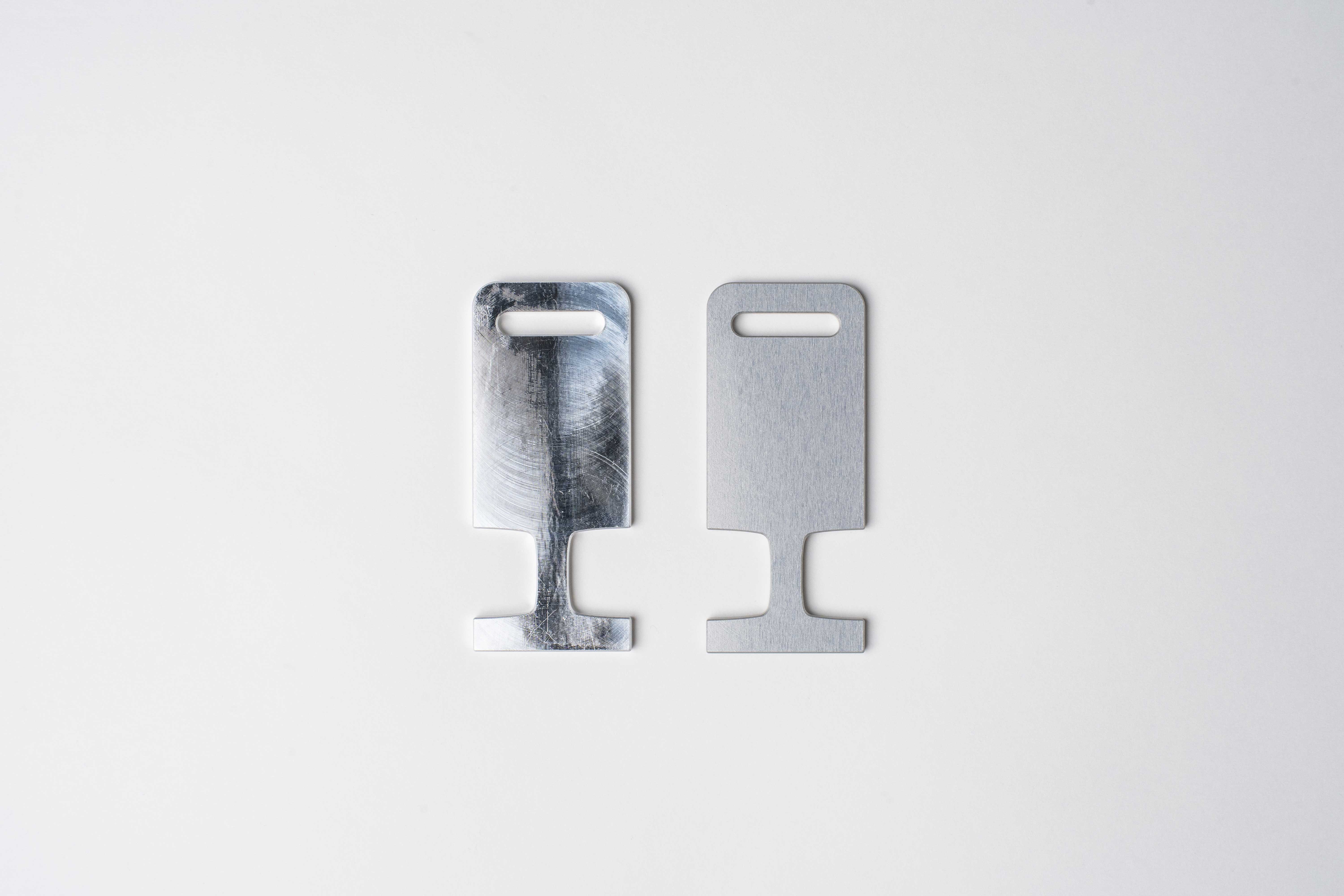 What is Delrin (POM-H) and what are its material properties? | Hubs