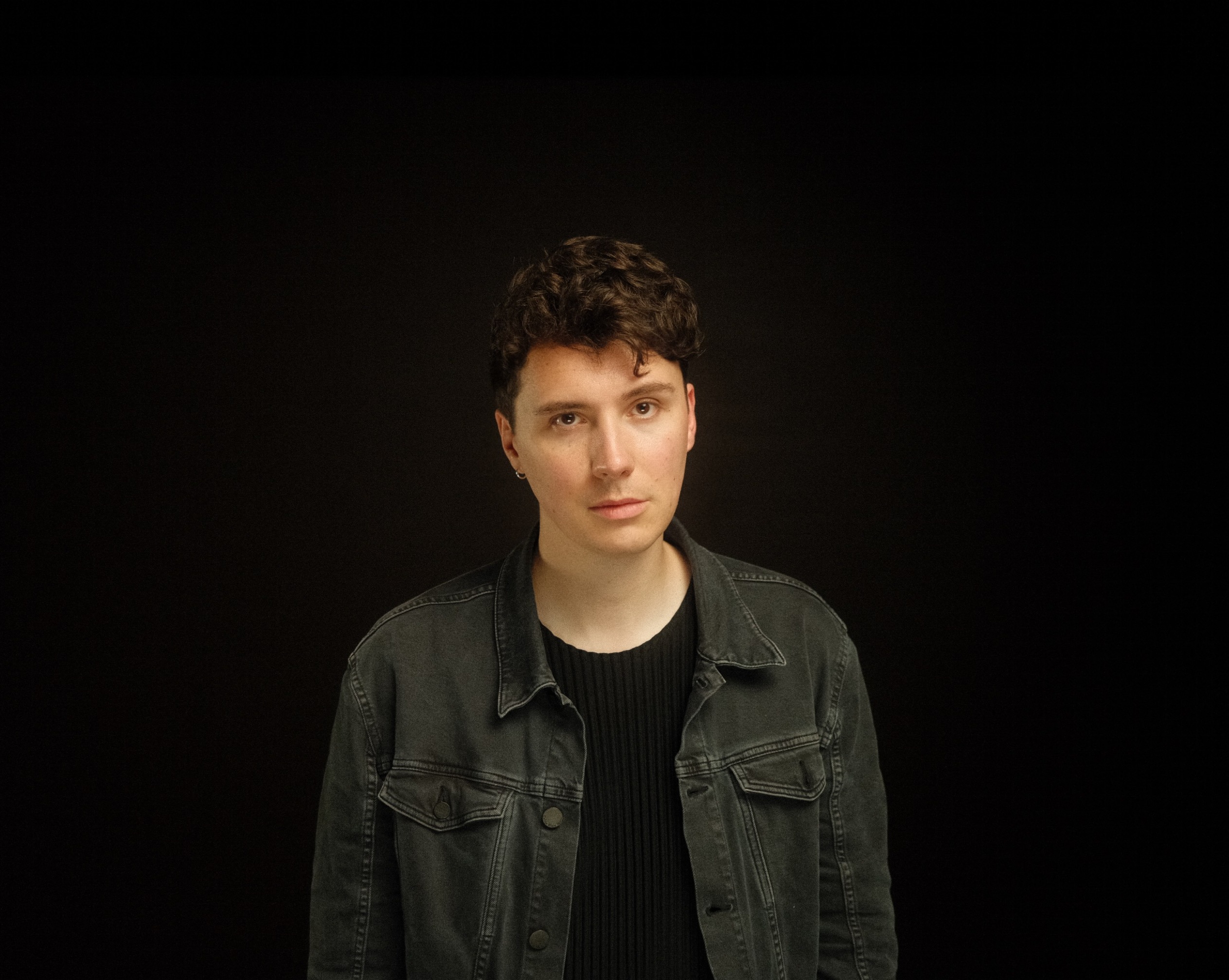 United Talent Agency : Daniel Howell | UTA Comedy Touring