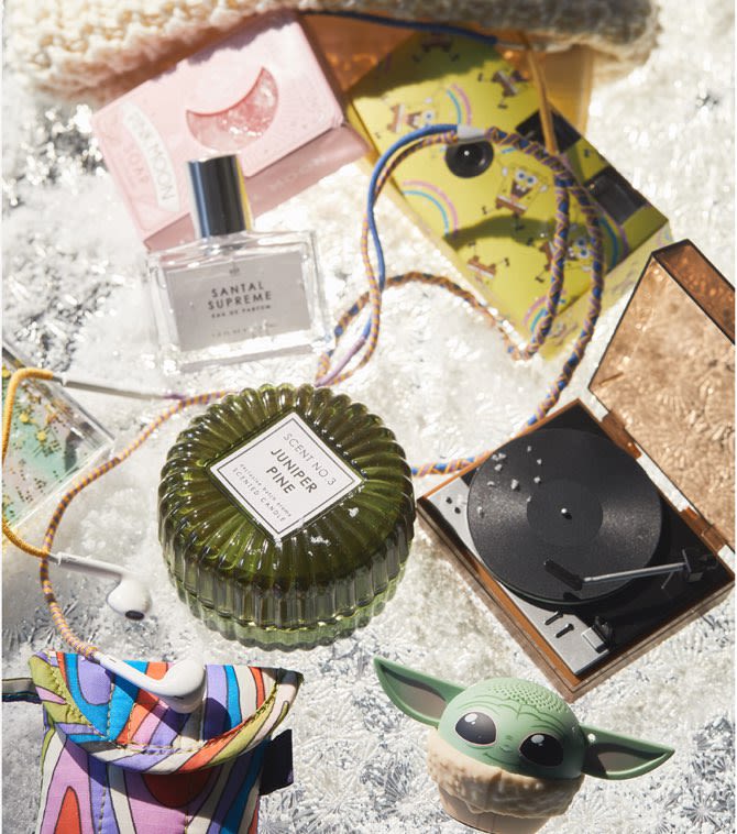 UO Gift Guide: Extremely Cute Gifts to Give