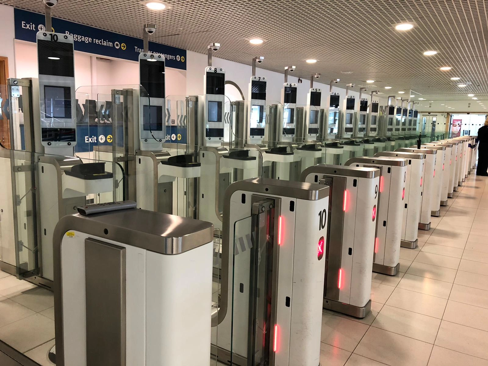 NEW ELECTRONIC PASSPORT GATES | Birmingham Airport