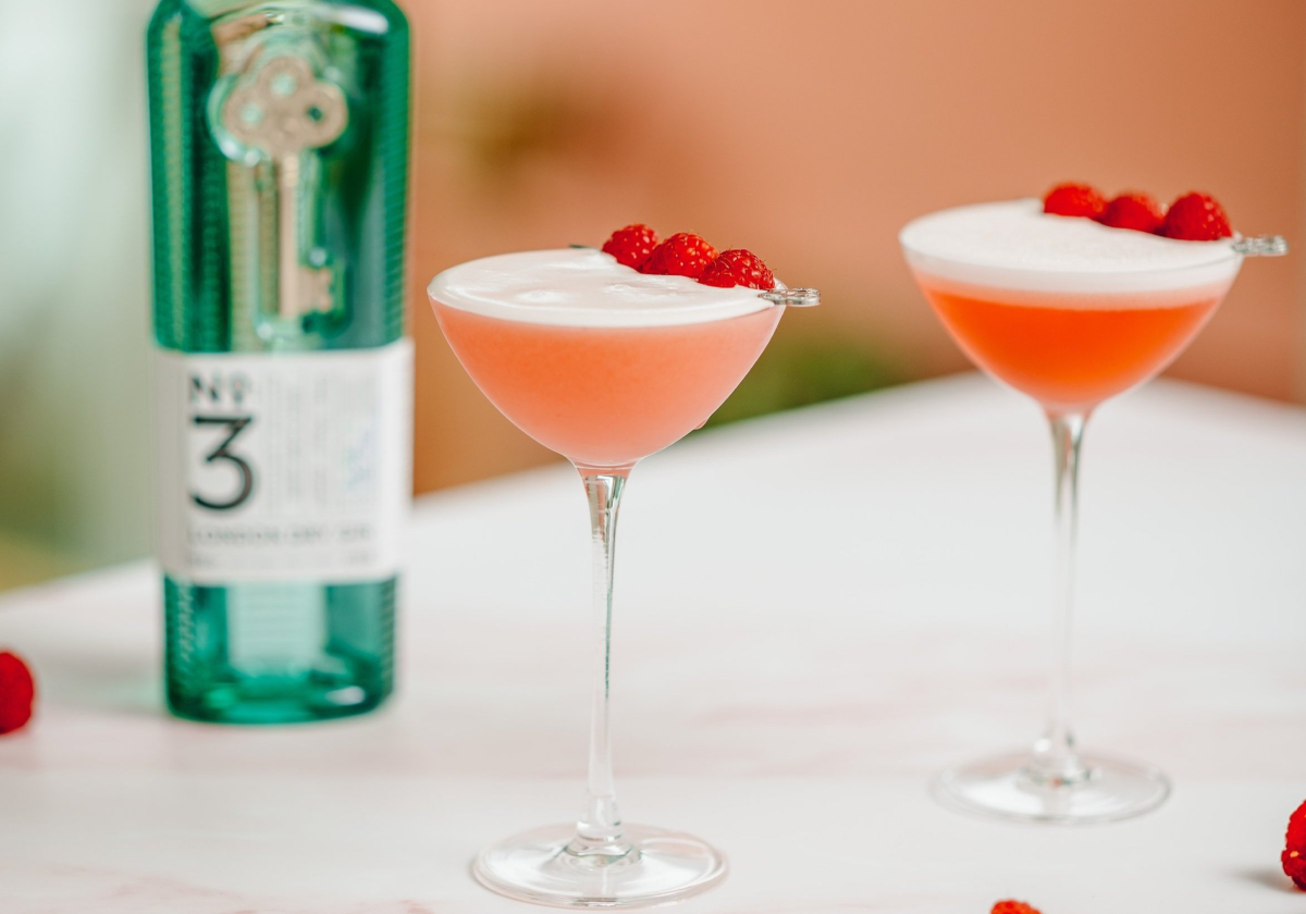 No.3 London Dry Gin - Clover Club Cocktail Recipe | ReserveBar