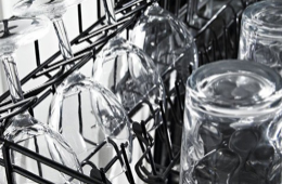 Tips for Washing Glassware in Dishwasher | Cascade Detergent