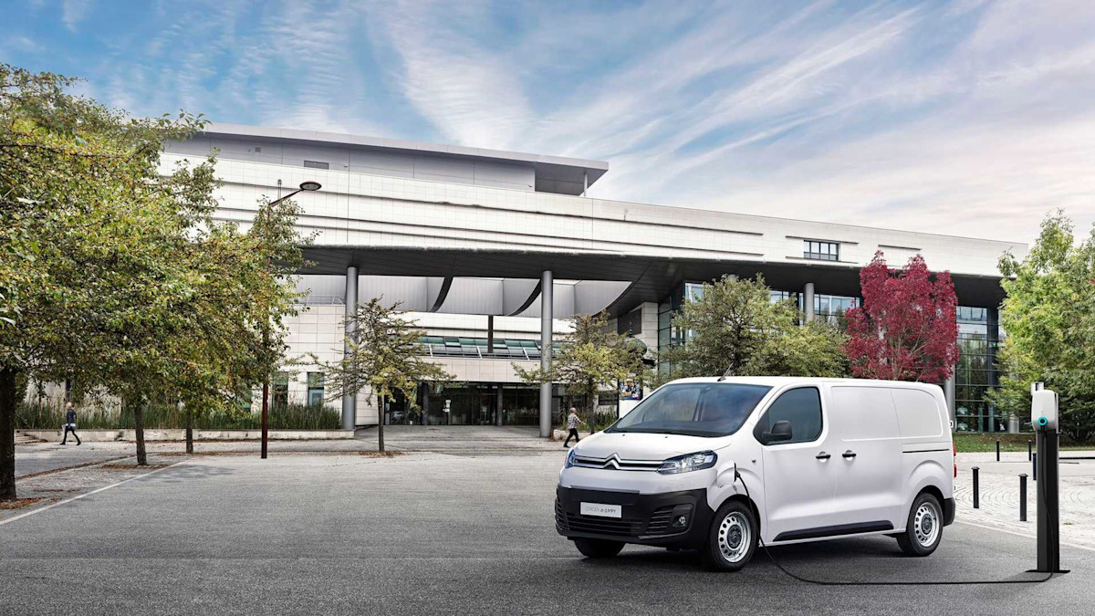 Citroen e-Jumpy Combi XL 50 kWh (2021) - cena i dane techniczne