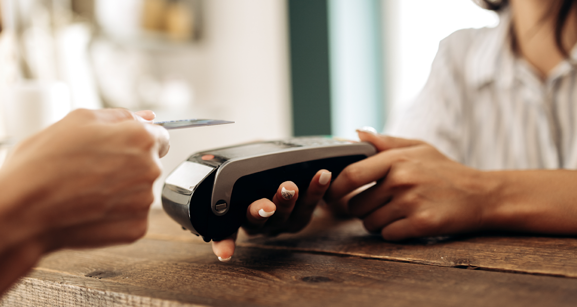 Prepaid versus debit cards for small businesses | Mettle