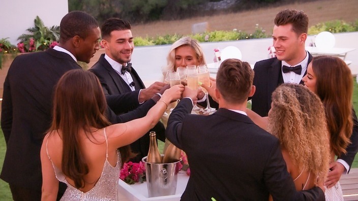 FIRST LOOK: The final day of an EPIC summer of love! | Love Island