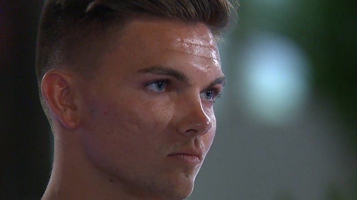 FIRST LOOK: It all kicks off in the villa... | Love Island