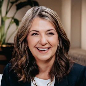 Danielle Smith | PragerU