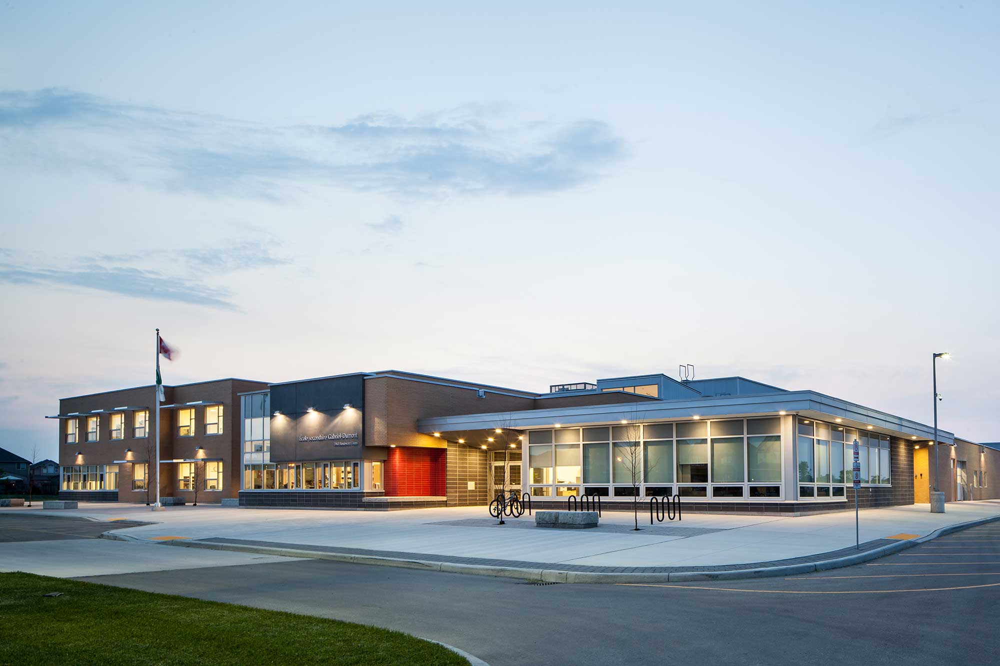 École secondaire Gabriel-Dumont | MartinSimmons Architects