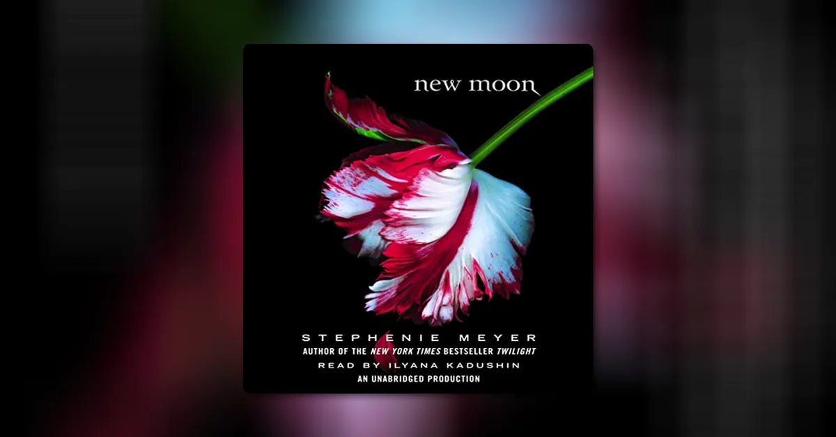 New Moon by Stephenie Meyer - Summary and Analysis | Audible.com
