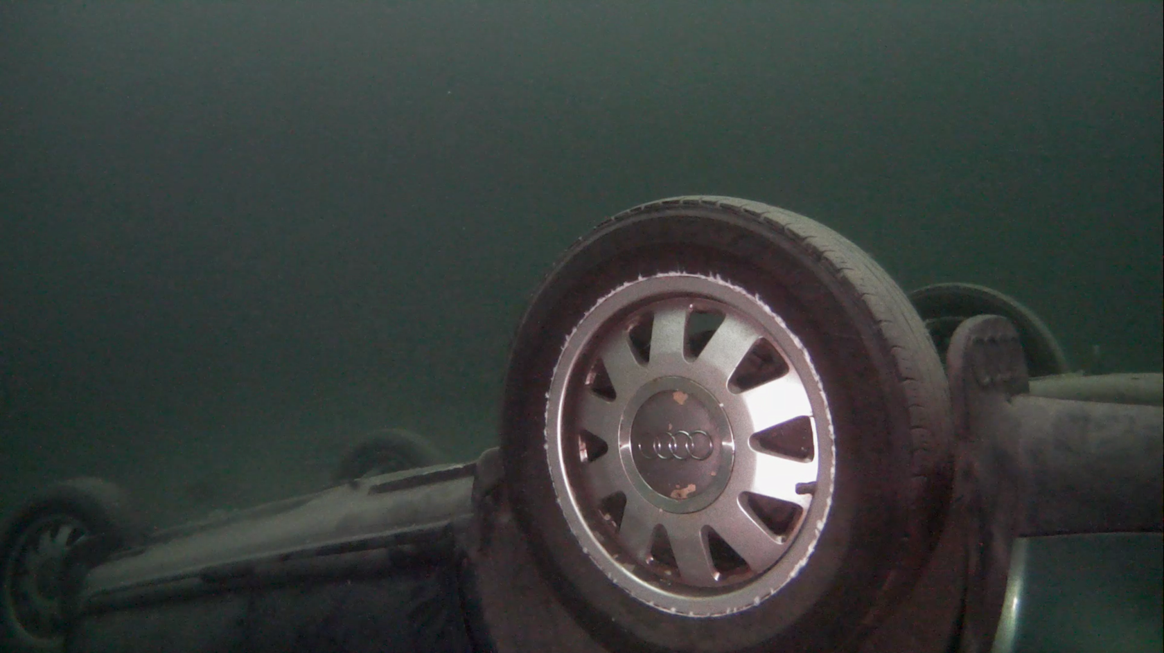 Car discovery with underwater drones