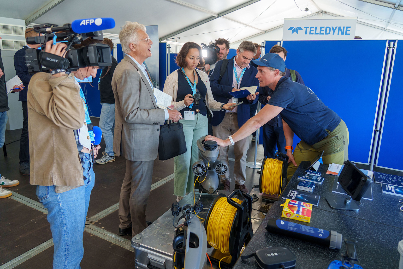 Surveillance of Critical Underwater Infrastructure using modern ...