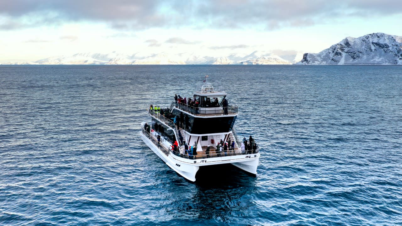 Streaming live video from the Blueye underwater drone onboard MS Brim