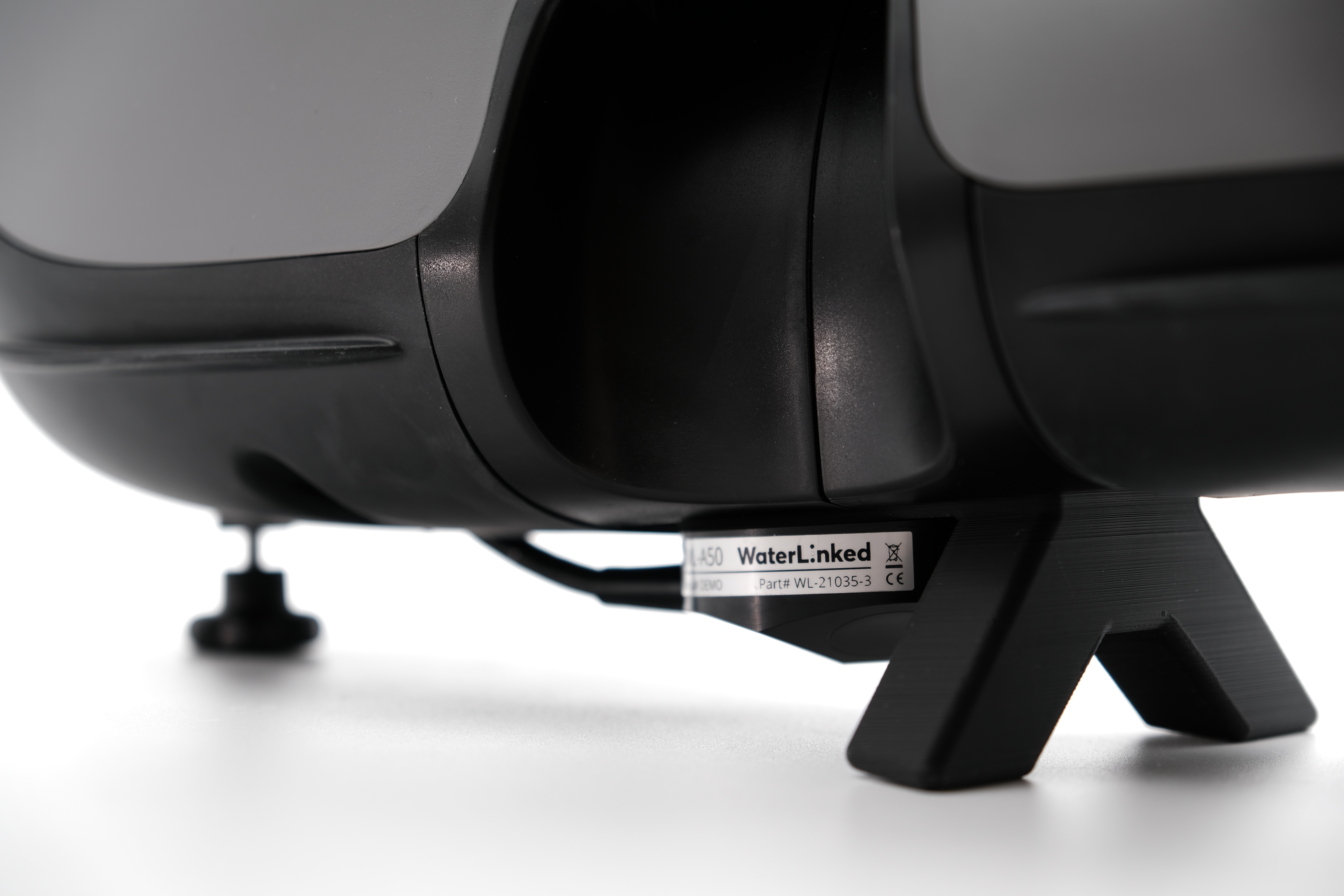 How a DVL simplifies ROV navigation and maneuvering during underwater ...