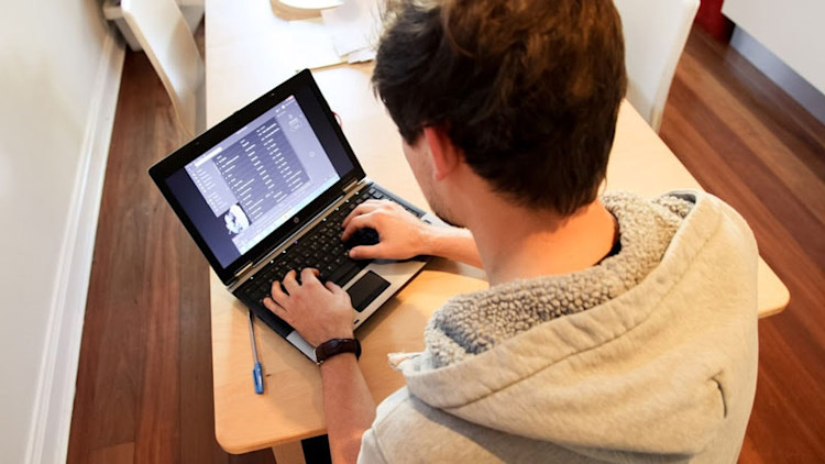 Technology and teenagers | Staying safe online