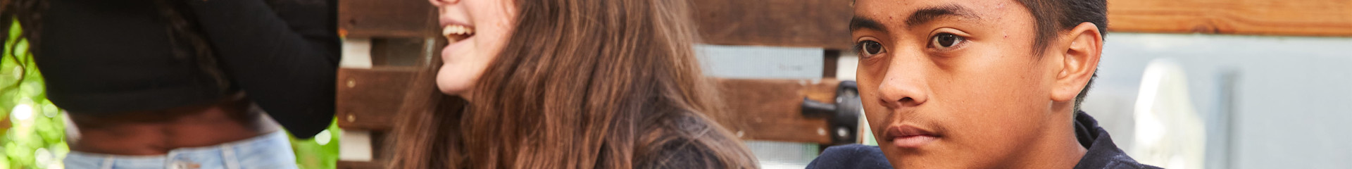 Peer pressure and teenagers | Friendships and dating