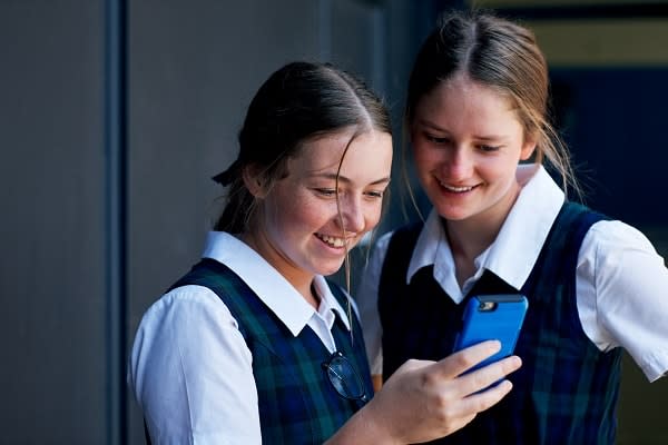 Social media classroom activities | ReachOut Schools