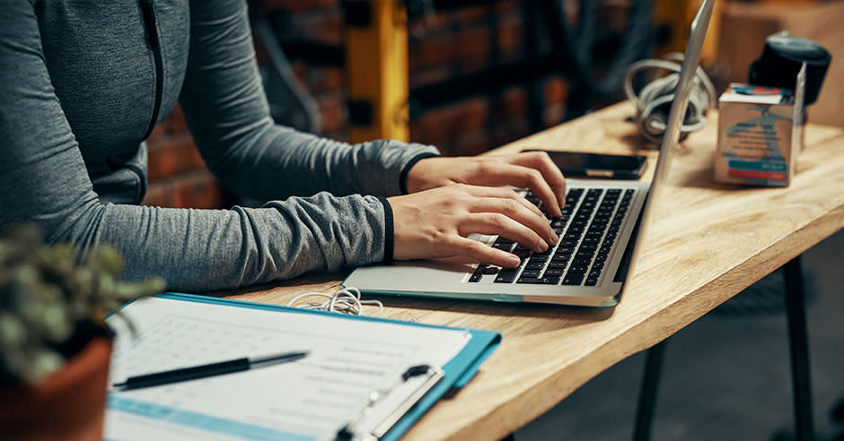 9 Tips for How to Build a Full Personal Training Client List | ISSA