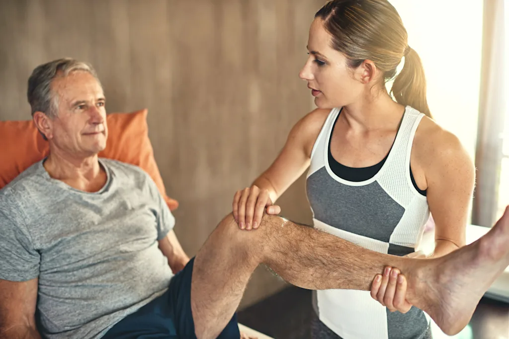 Training Clients with Joint Replacements | ISSA