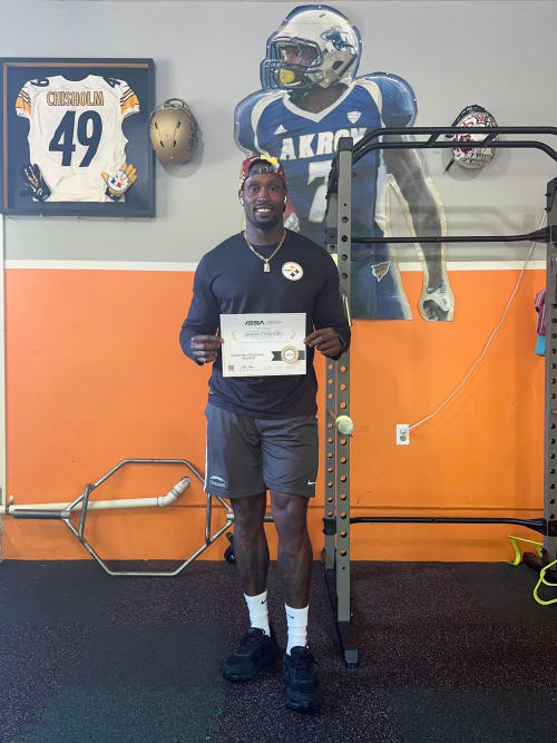Jawon Chisholm Overcomes Extreme Adversity, Inspires Fitness Success | ISSA