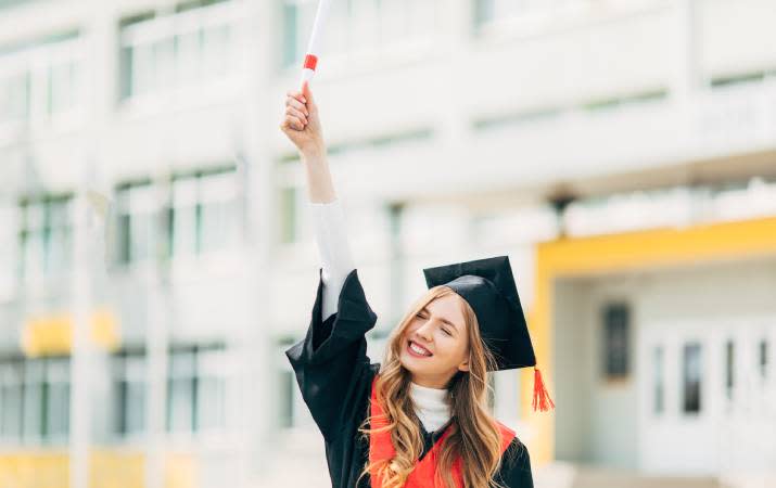 8 undergraduate certificates that will help you get into uni