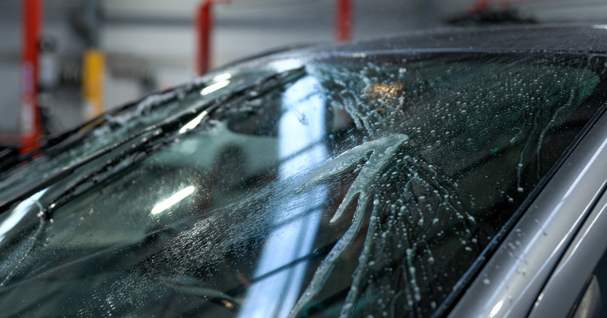 Windscreen washers store