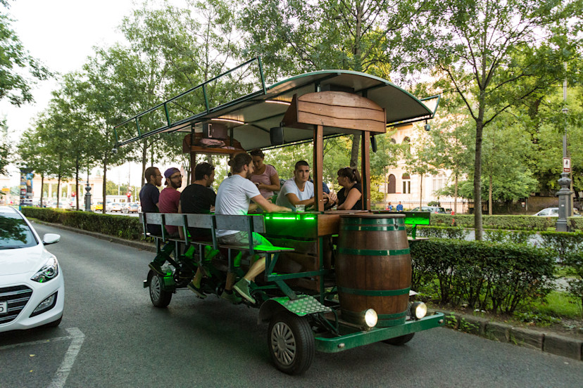 Bierbike Berlin | 20 Liter Bier inklusive | Pissup Reisen