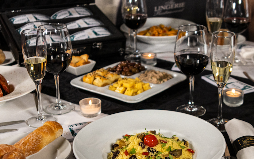 Cabaret Dinner In Lisbon | Pissup Stag Dos