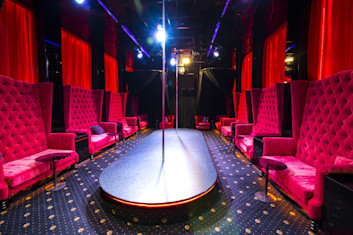 Strip Club & Nightclub Entry in Stuttgart for Pissup Stag Dos