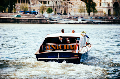 Fancy Boat Tour På Donau I Budapest