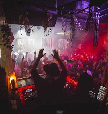 Carpe Diem Club VIP Table Reservation | Pissup Tours