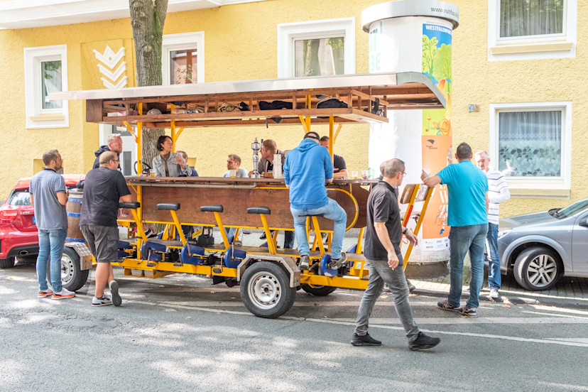 Bier Bike Köln inkl. 10 Liter Bier | Pissup Reisen
