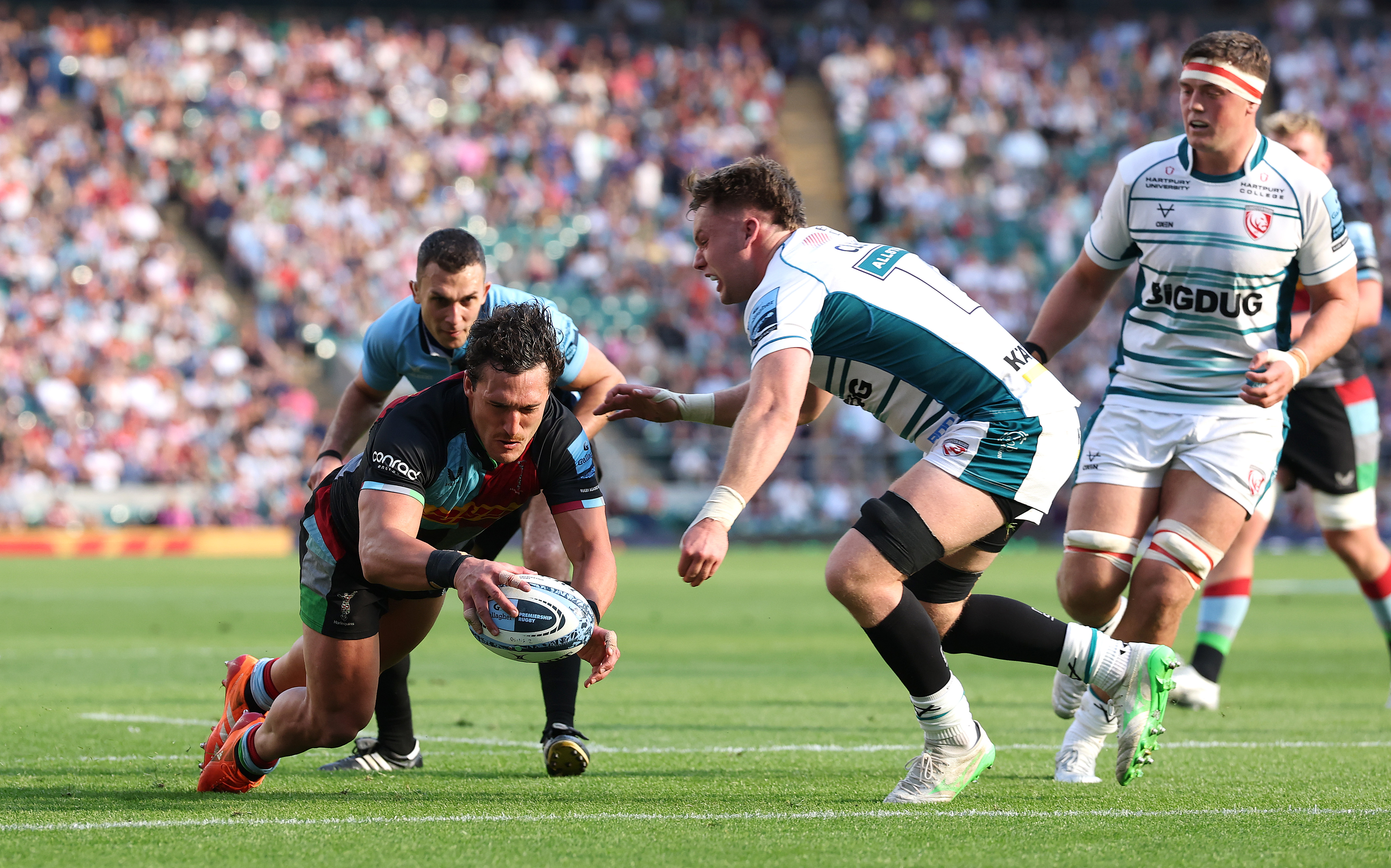 Rodrigo Isgro wins May's DHL Moment That Delivered | Harlequins FC