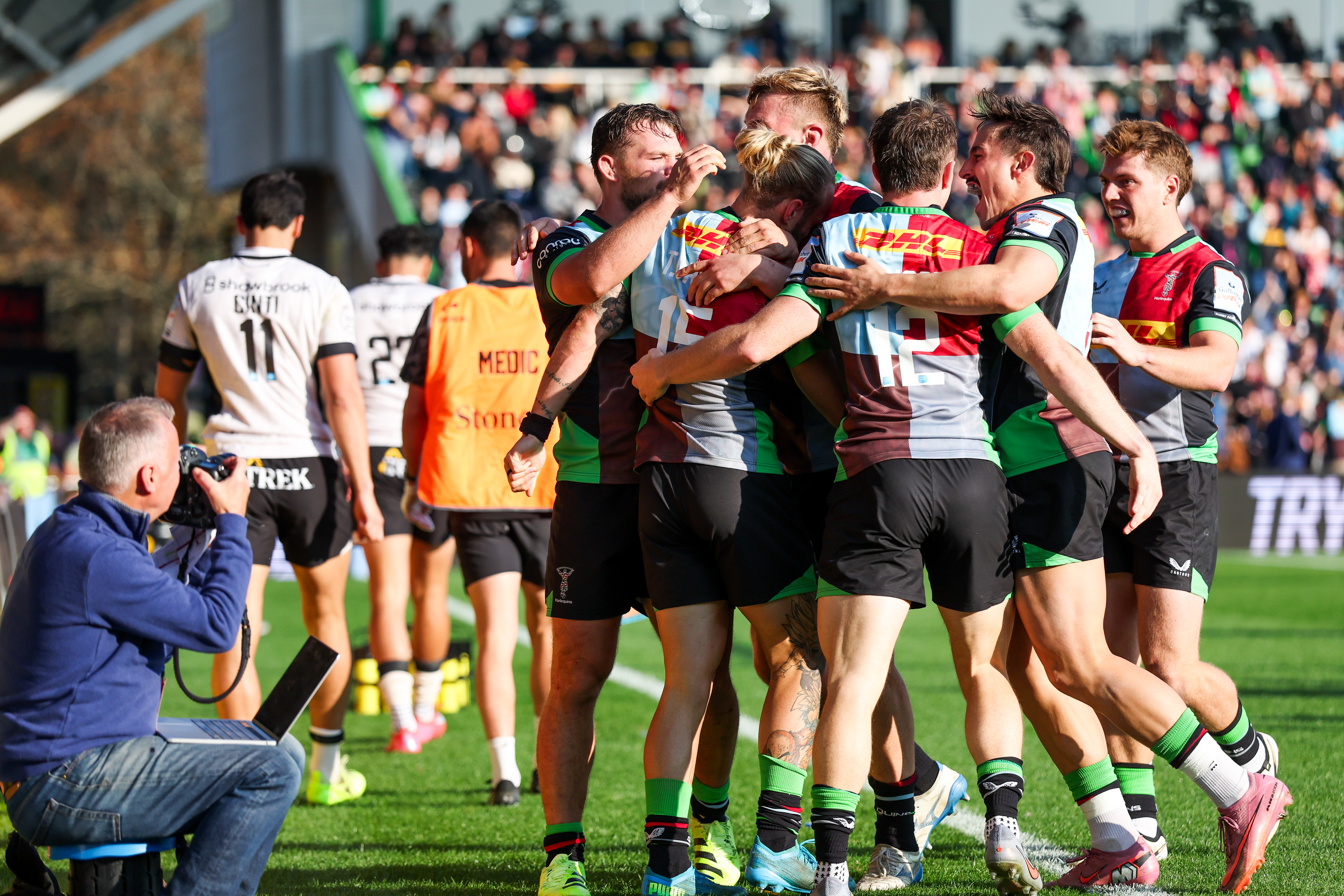 Report: Derby delight as Quins defeat Saracens | Harlequins FC