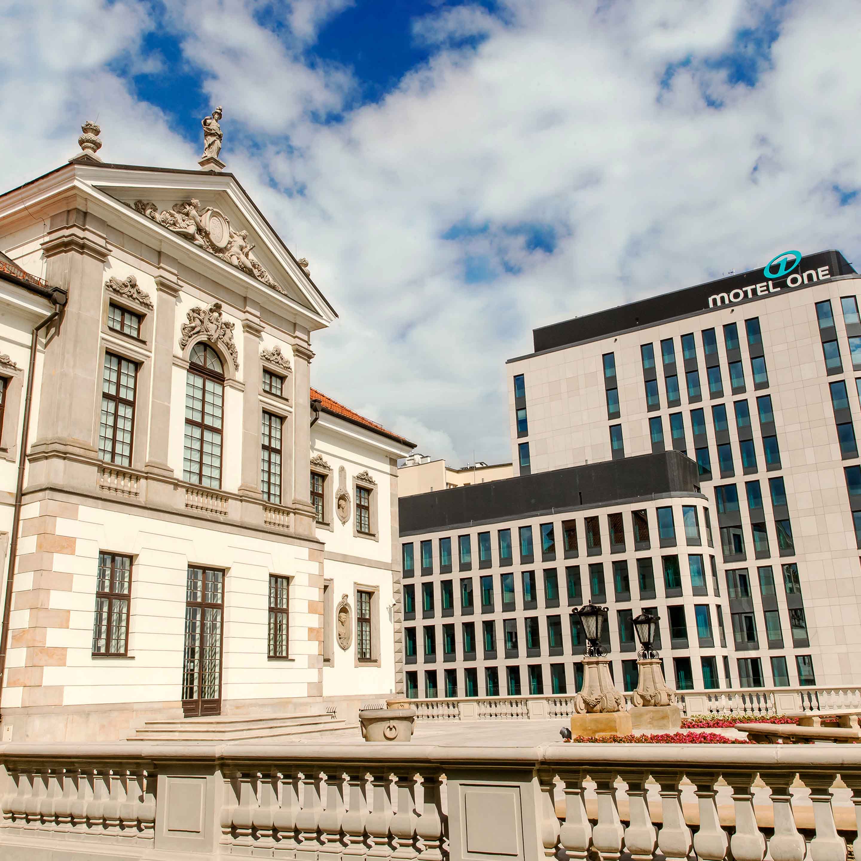 Nowy projekt • Upper One • Warszawa • STRABAG Real Estate