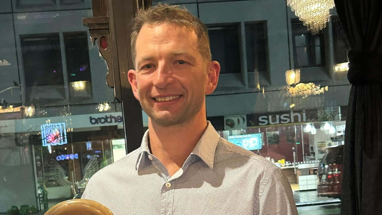 Award-Winning Vet Discusses Triumphs + Challenges in Sheep + Cattle ...