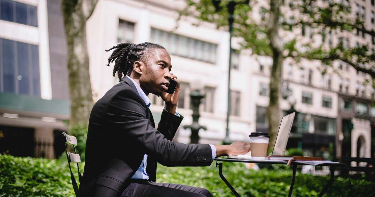 3-Way Call: Easily Turn Business Calls into Three-Way Calls | Dialpad