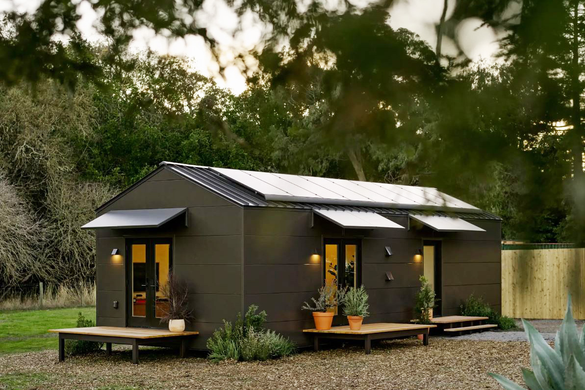 Modern Backyard Prefab ADUs by Samara—and Airbnb | Field Mag