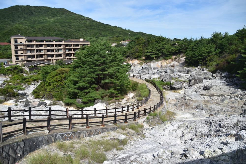 Unzen Onsen Hiking Guide: What to Know & When to Go | Field Mag