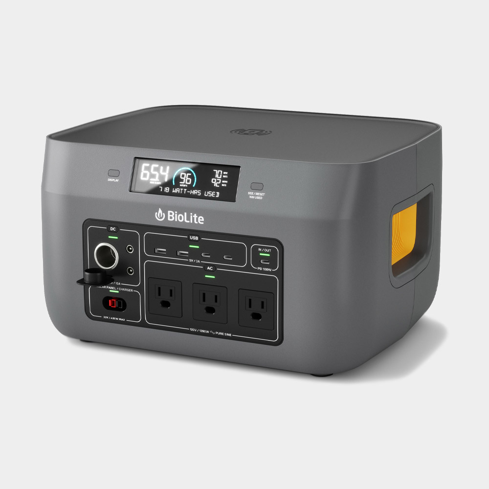 BioLite BaseCharge Portable Powerbank Review | Field Mag